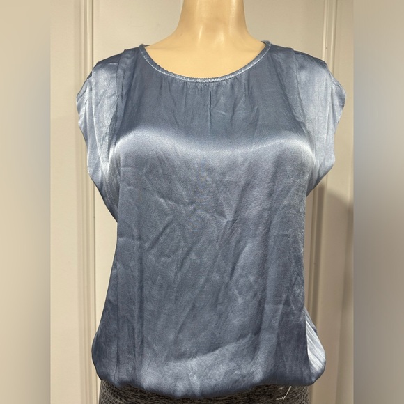 M Made In Italy | Tops | Nwt Made In Italy Tunic Top Blue Satin Front ...